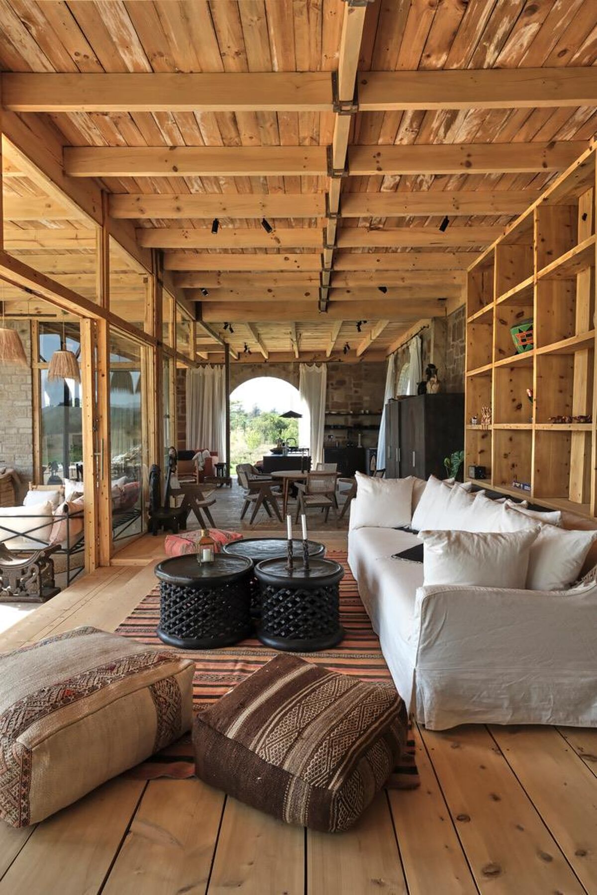 Unique opportunity to own a Beautiful home on the edge of Lolldaiga ...