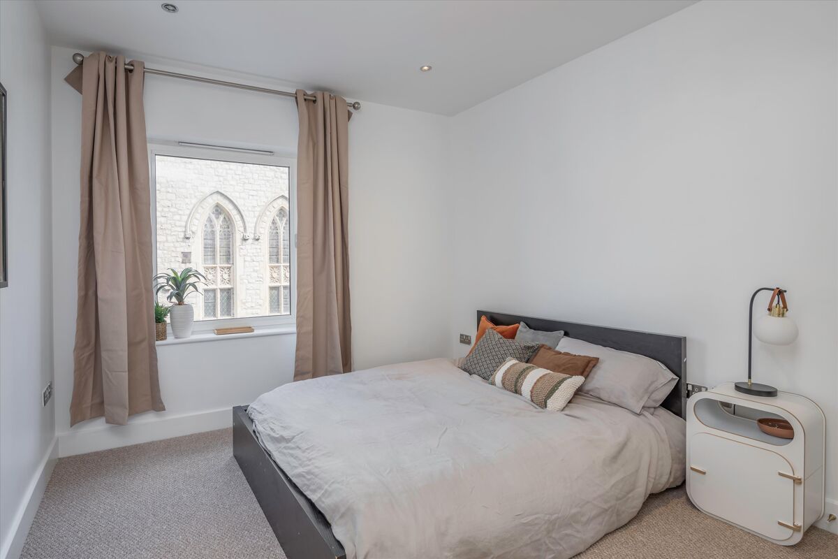 flat for sale in Hamond Square, London, N1 - isl012169733 | Knight Frank