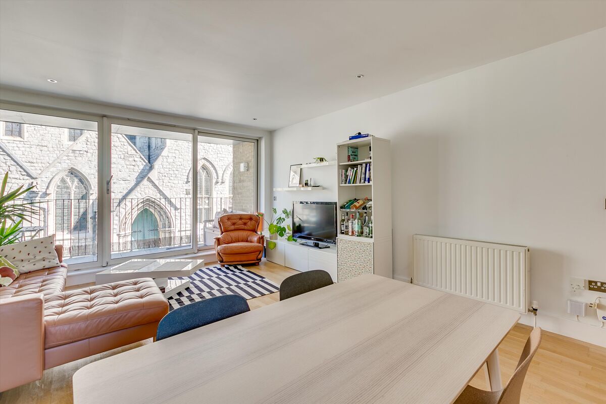 flat for sale in Hamond Square, London, N1 - ISL012169733 | Knight Frank