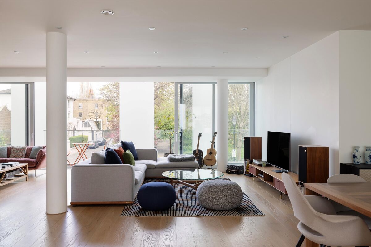 flat for sale in Barnsbury Square, London, N1 - isl012418313 | Knight Frank