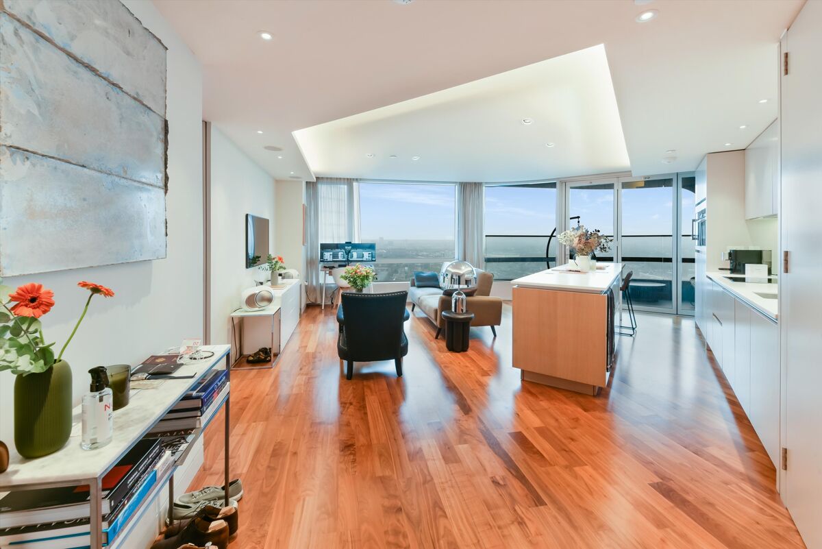 flat to rent in Canaletto Tower, City Road, London, EC1V - isq012292378 ...