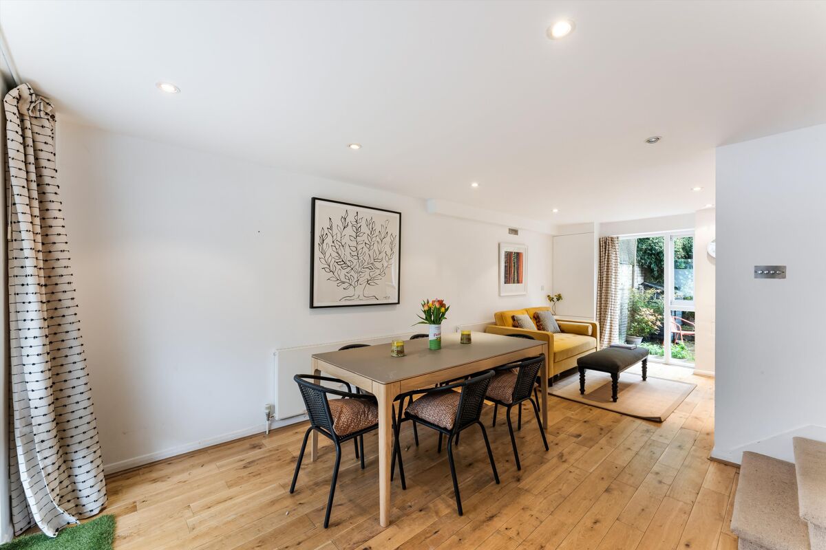 house to rent in Napier Terrace, London, N1 - isq012556226 | Knight Frank