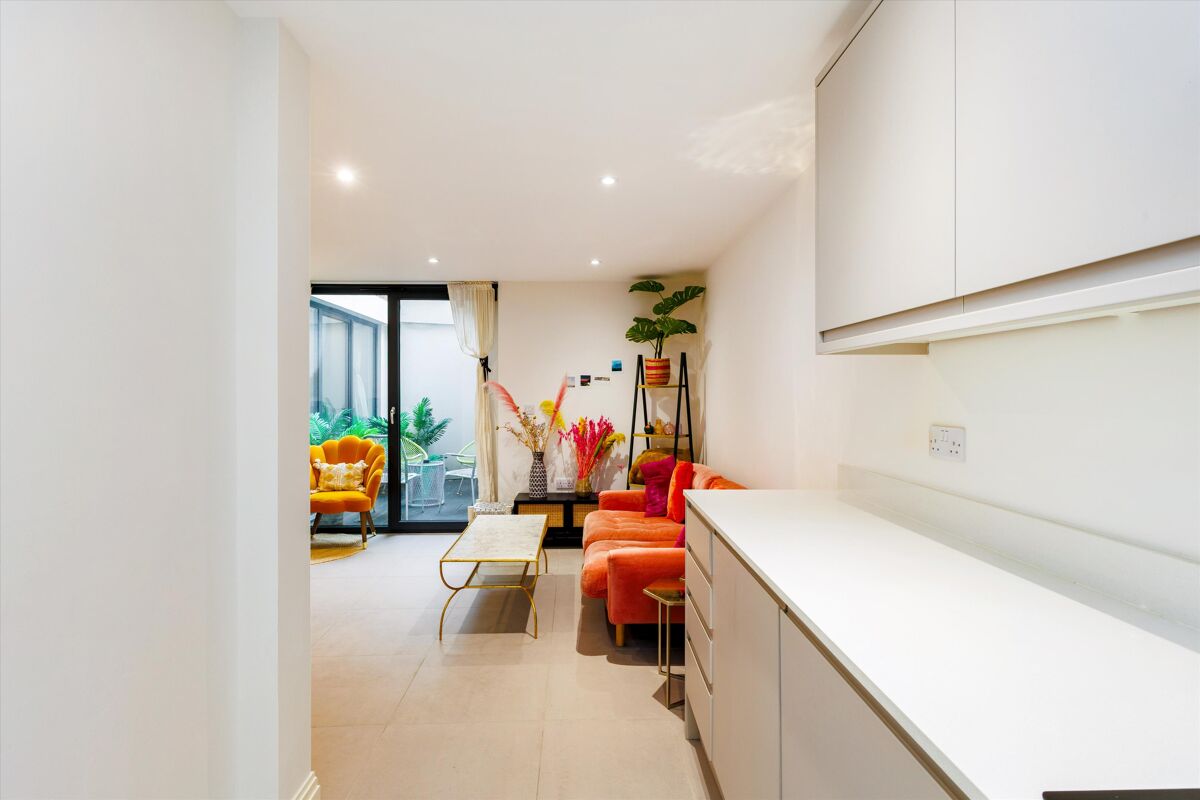 flat to rent in Ellen House, John Campbell Road, London, N16 ...