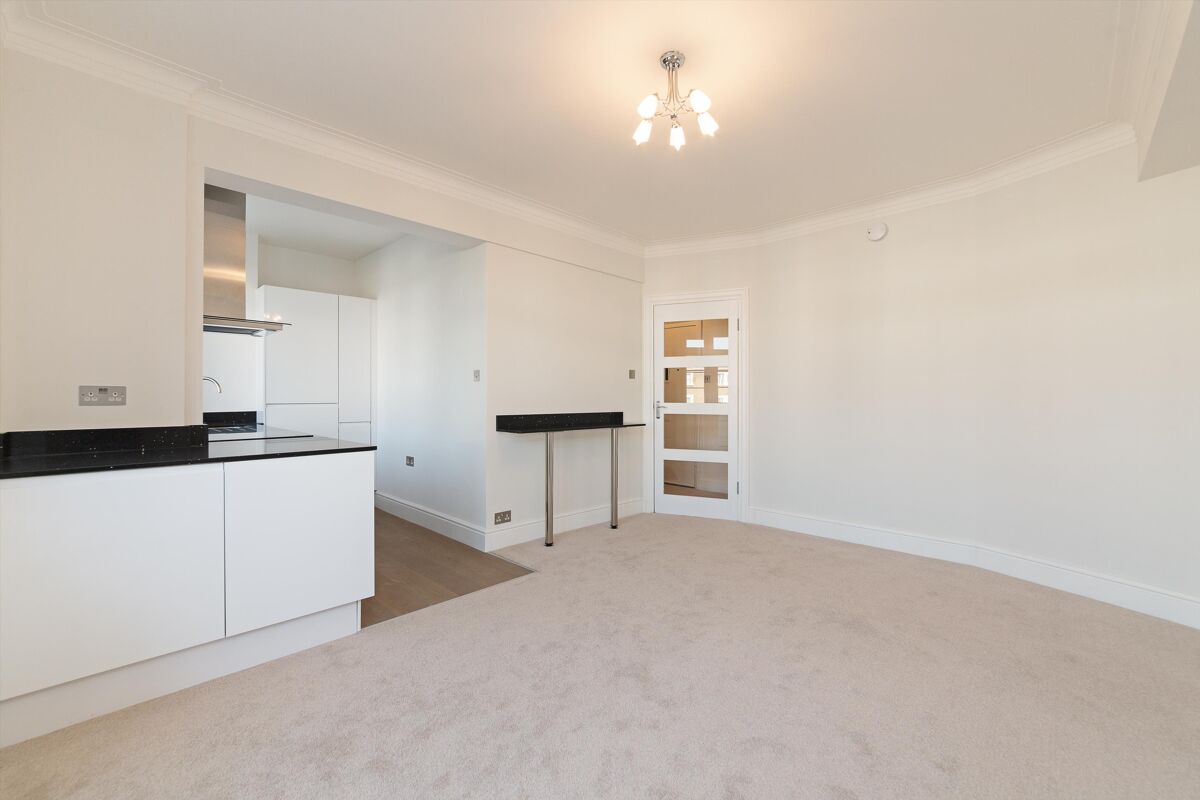 Flat For Sale In Chatsworth Court Pembroke Road London W8