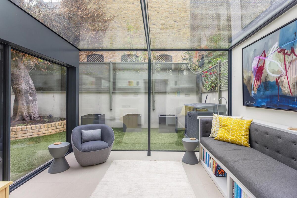 flat for sale in Campden Hill Gardens, London, W8 - ken012525206 ...