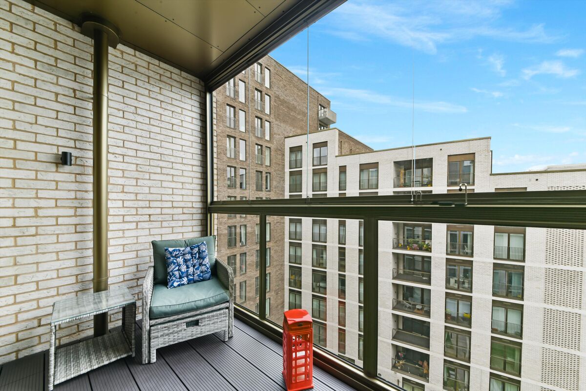 flat to rent in Jubilee Walk, London, WC1X - KGQ012220992 | Knight Frank