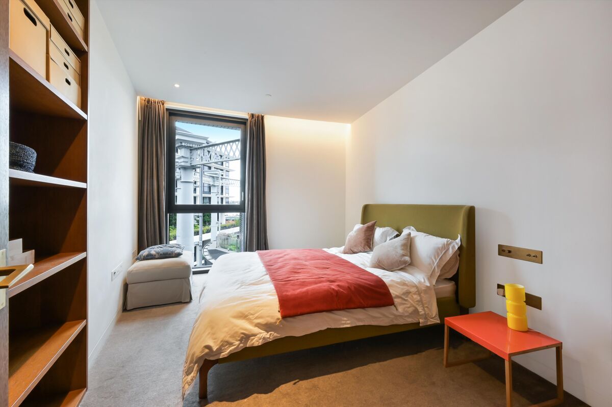 flat to rent in Gasholders Building, 1 Lewis Cubitt Square, London N1C ...