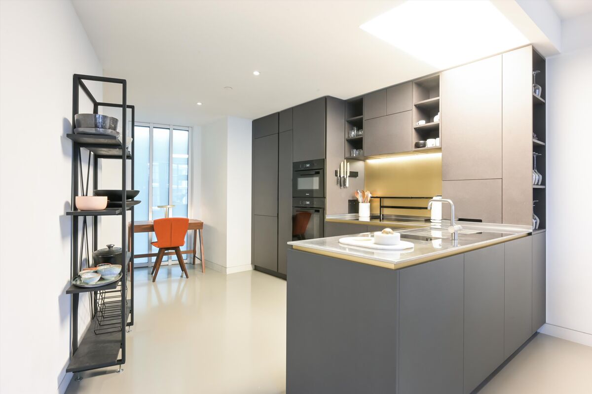 flat to rent in Gasholders Building, 1 Lewis Cubitt Square, London N1C ...