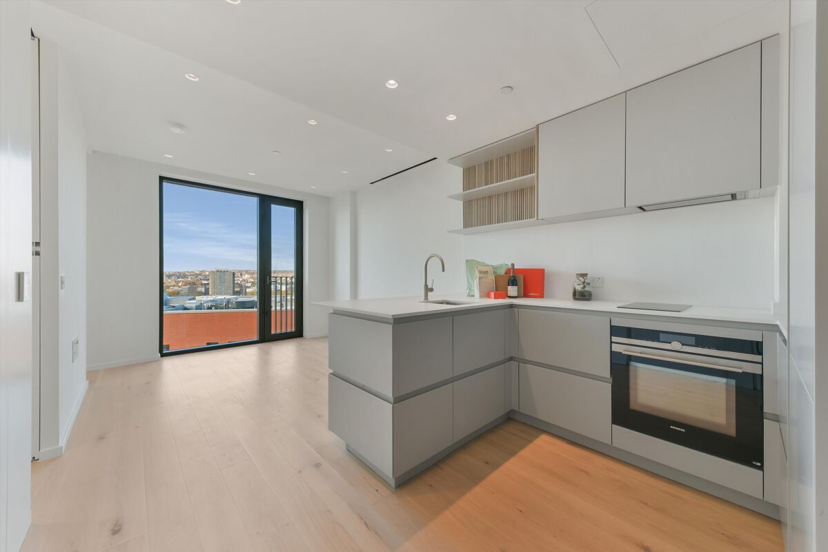 Flat to rent in Cadence, Lewis Cubitt Walk, London, N1C - kgq012661497 ...