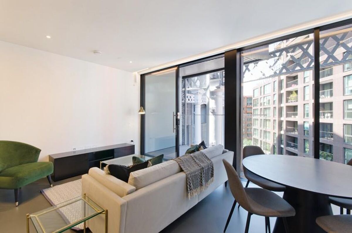 flat to rent in Gasholders Building, Lewis Cubitt Square, King's Cross ...