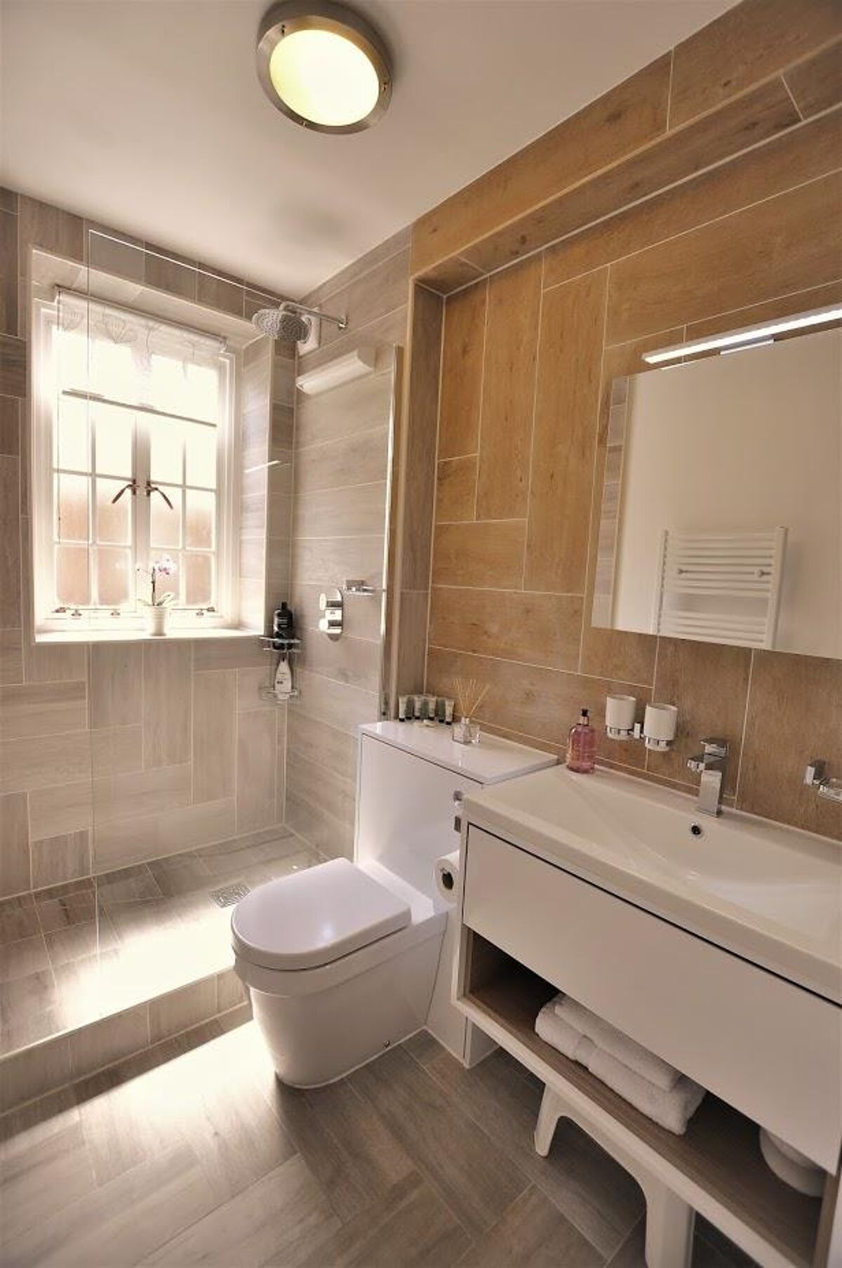 flat to rent in Swan Court, Chelsea Manor Street, London, SW3 ...