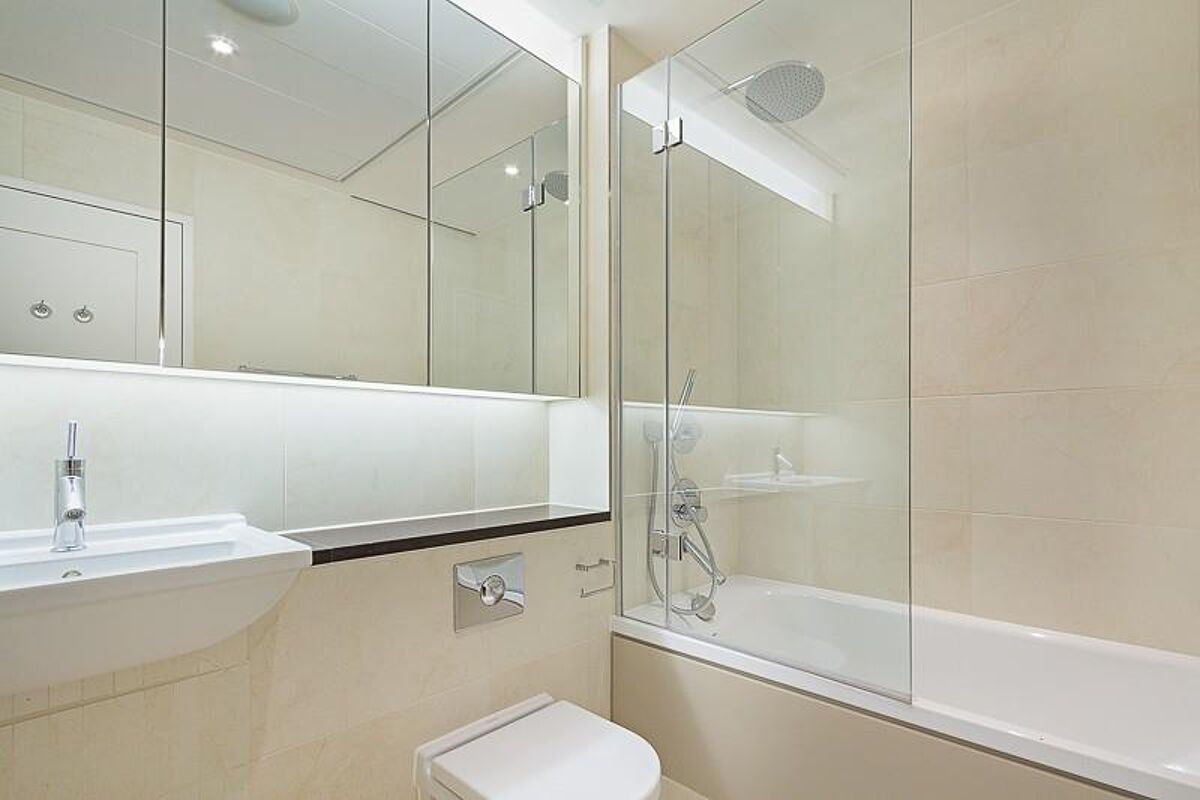 flat to rent in Cavalry Square, Turk's Row, Chelsea, London, SW3 ...