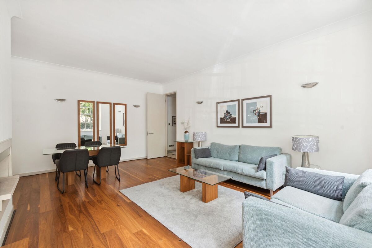 flat to rent in Lowndes Square, London, SW1X - KNQ012310041 | Knight Frank