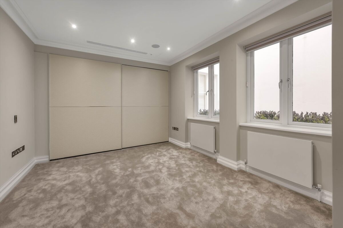 flat to rent in Cadogan Square, London, SW1X - knq012406773 | Knight ...