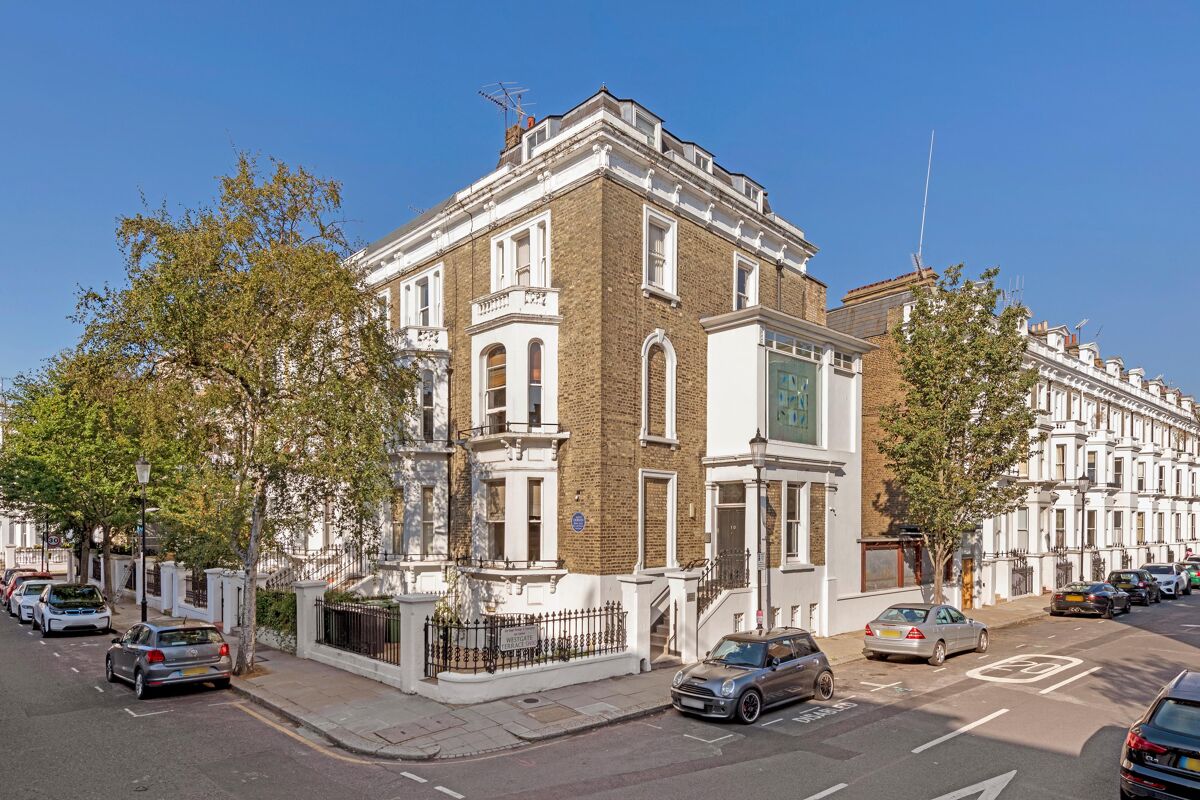 The Redcliffe Surgery, 10 Redcliffe Street, Chelsea SW10 | Knight Frank