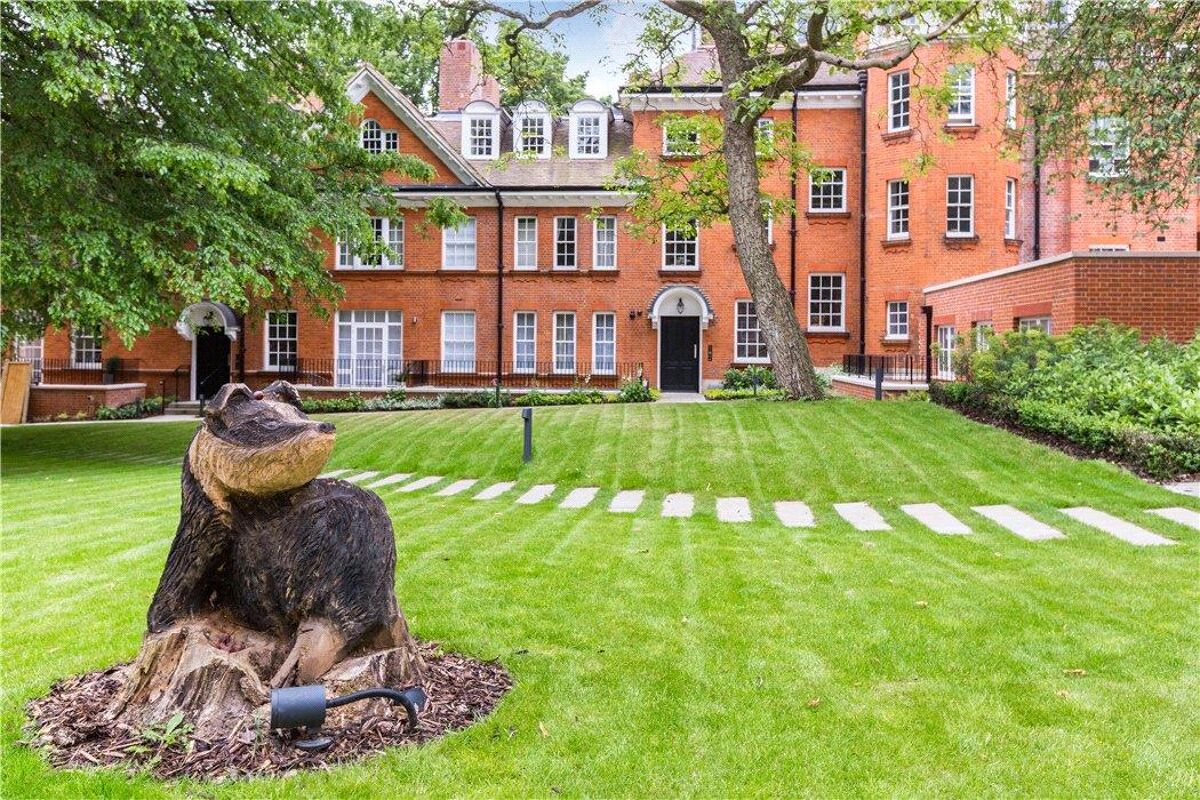 house for sale in The Skeel Library, Hampstead Manor, Kidderpore Avenue ...