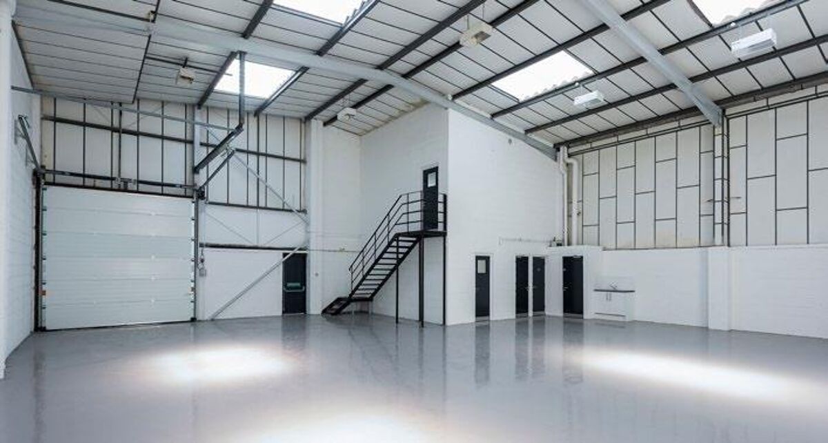To Let - 2,695 sq ft Modern Trade Counter / Warehouse Unit - Unit 3A ...