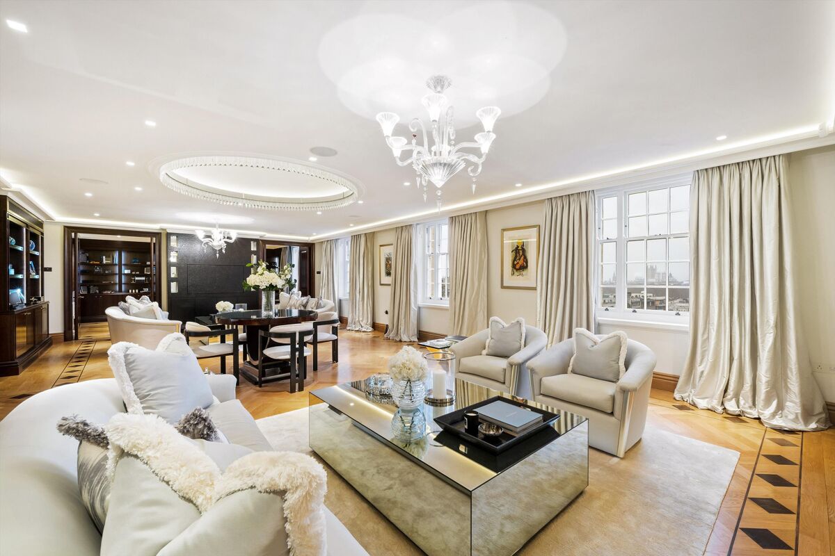 flat to rent in Stratton Street, Mayfair, London, W1J - maq012260108 ...