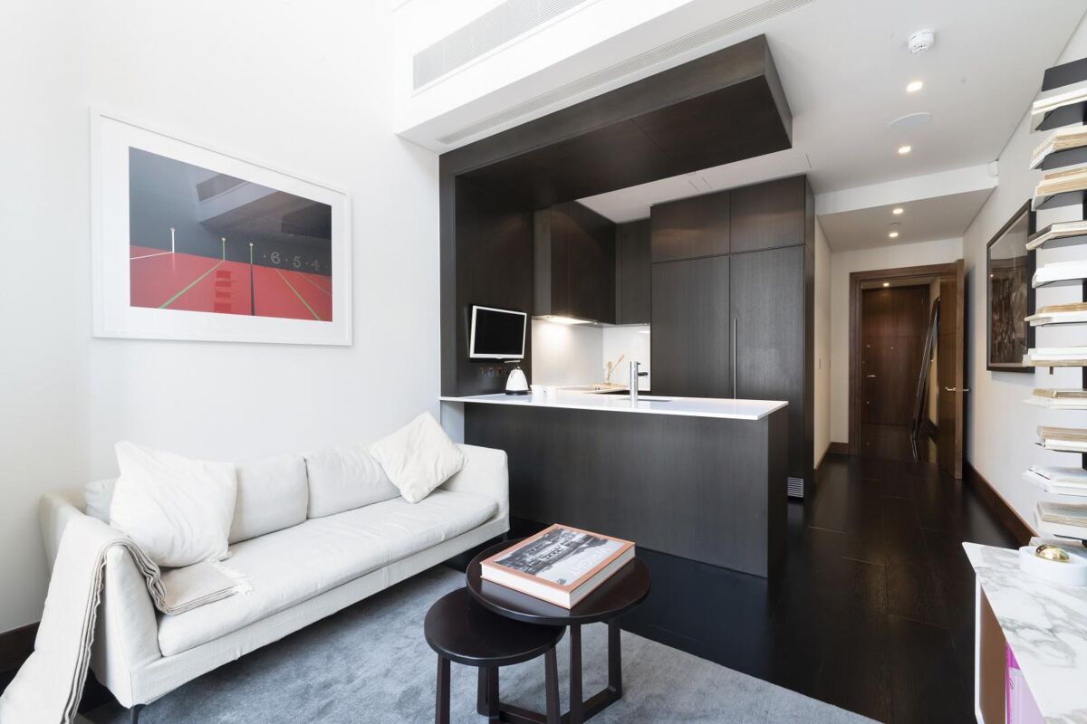 flat to rent in Park House Apartments, North Row, Mayfair, London, W1K ...