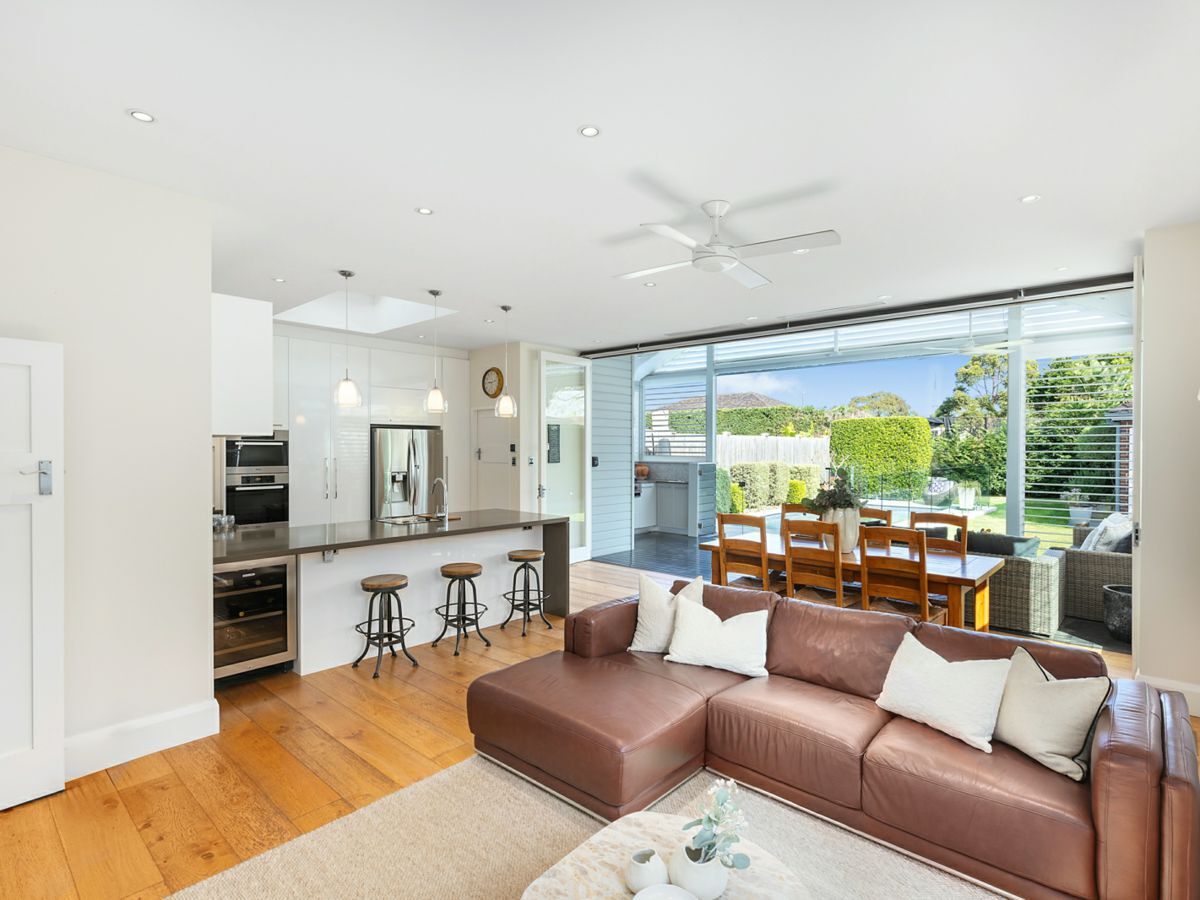 house for sale in 54 Chiltern Road, WILLOUGHBY - MCG22P1212730 | Knight ...