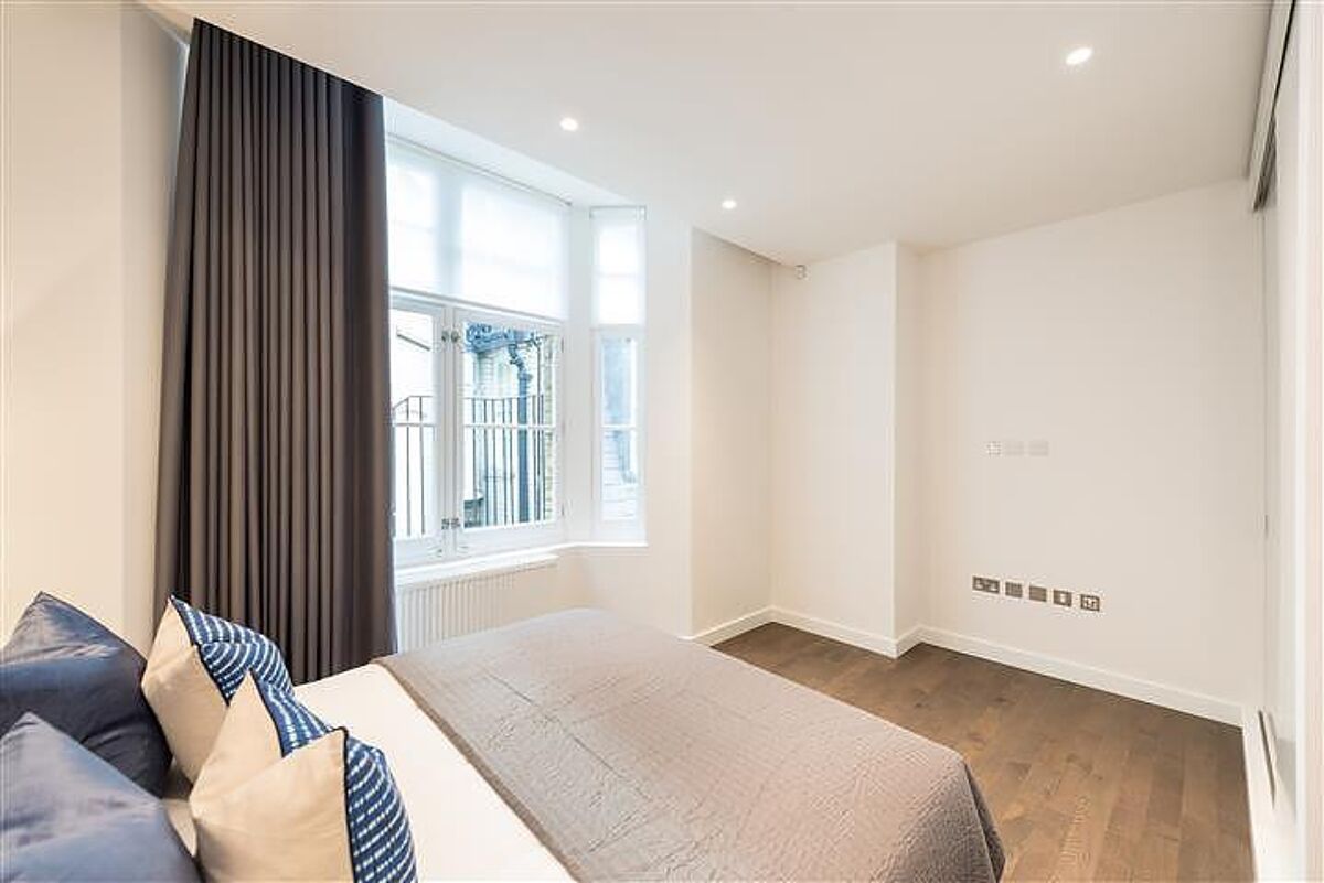 flat to rent in North Row, Mayfair, London, W1K - mrq012171369 | Knight ...
