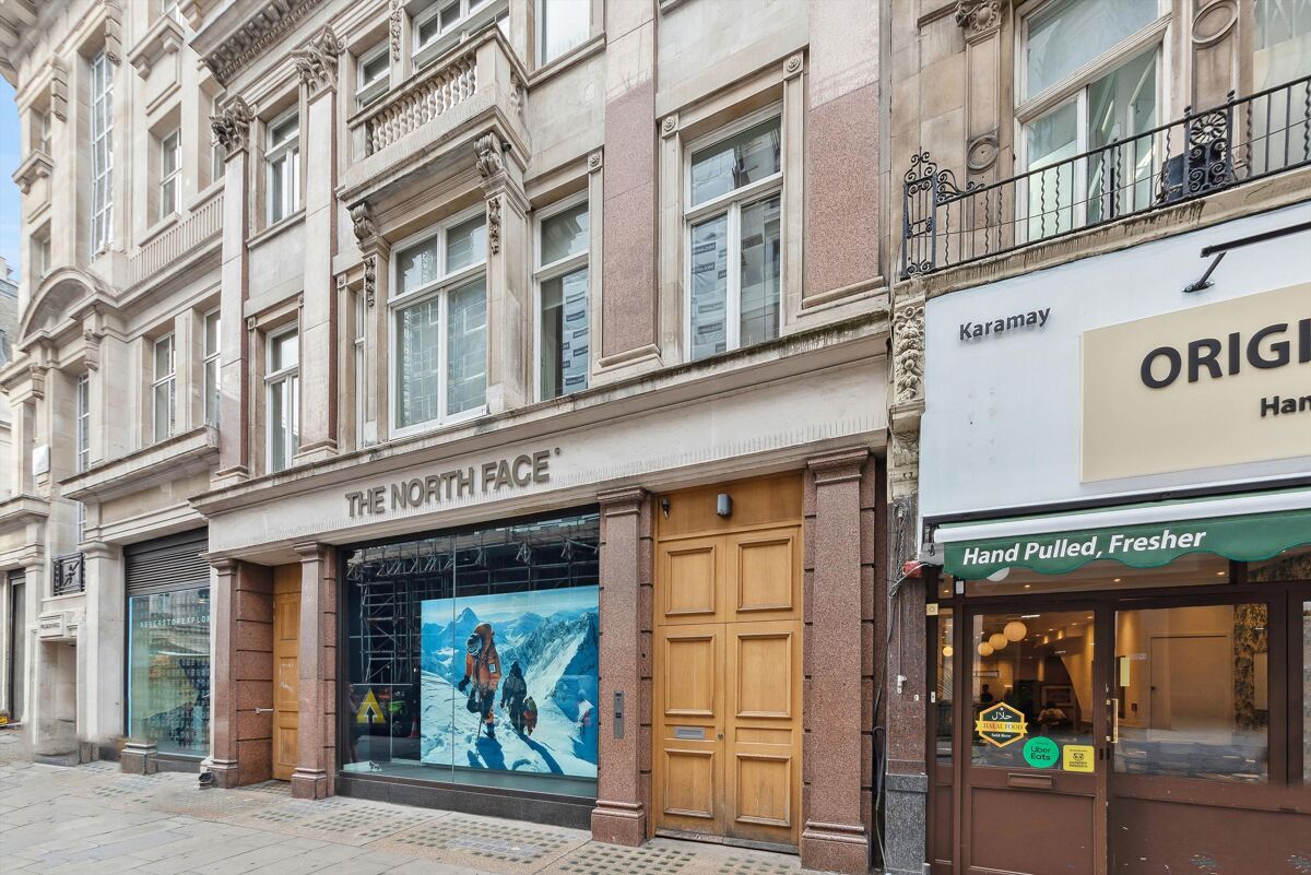 flat to rent in Great Castle Street, Marylebone, London, W1W ...