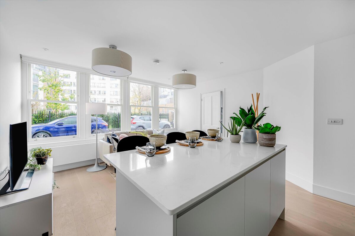 house to rent in Park Crescent Mews West, London, W1G - mrq012665849 ...