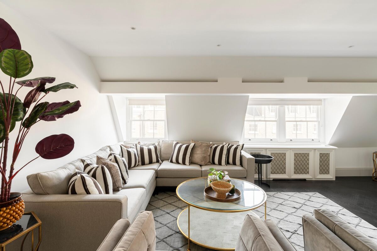 flat for sale in Fitzhardinge Street, Marylebone, W1H - mry012387081 ...