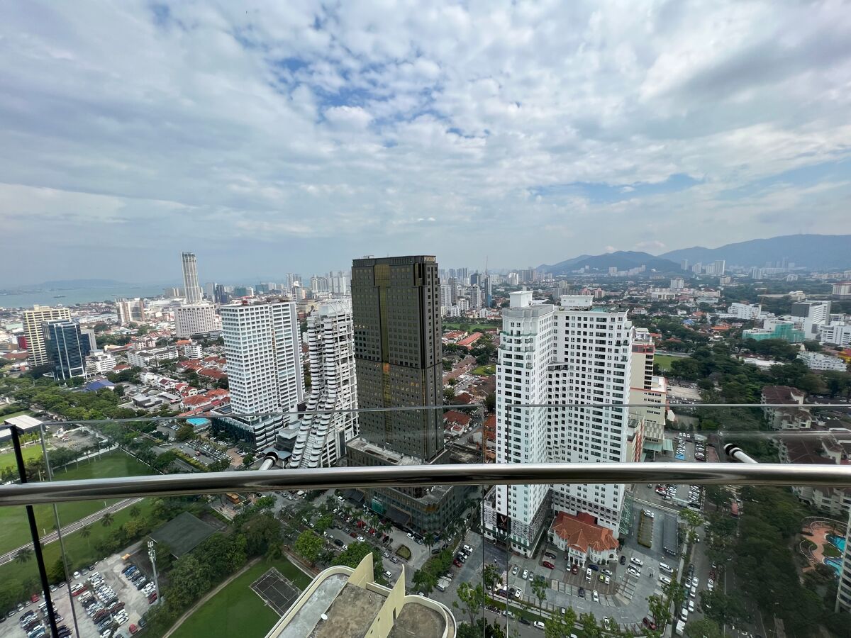 condominium for sale in 8 Gurney, Persiaran Gurney, George Town ...