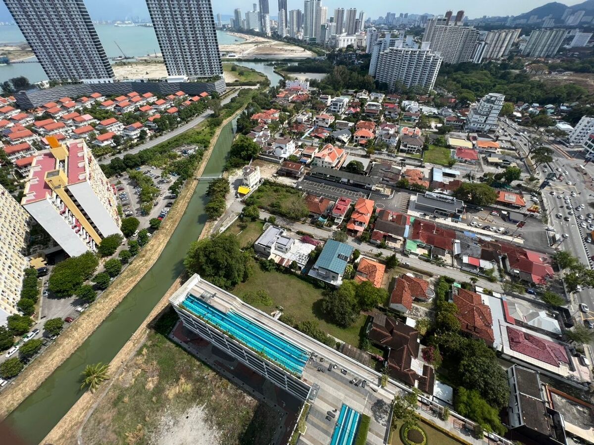 Condominium for sale in The Landmark , Tanjung Tokong, Pulau Pinang ...