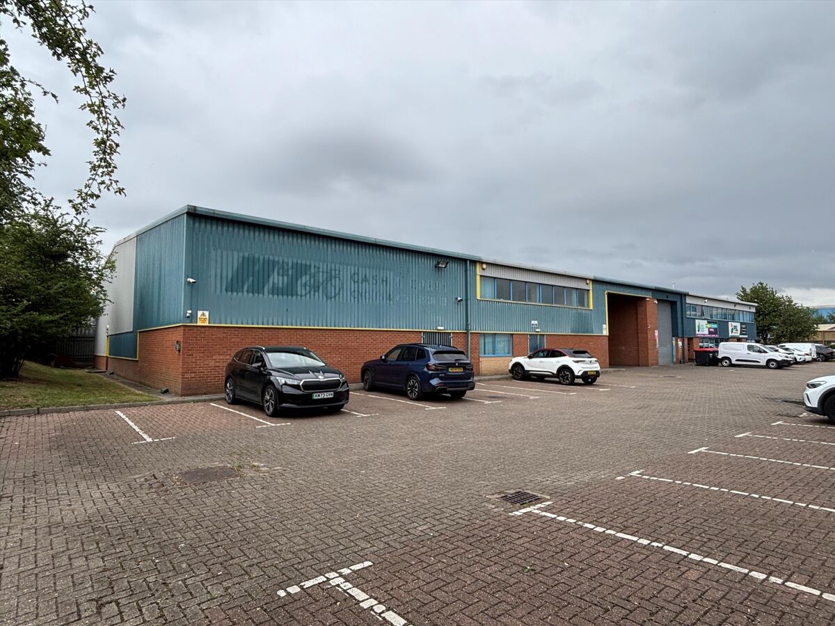 Modern Industrial Facility Pending Refurbishment | Knight Frank Global
