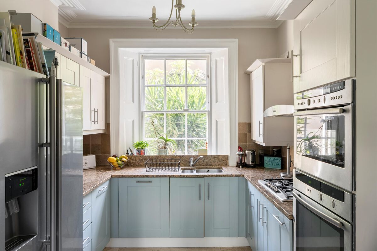 maisonette for sale in Chepstow Road, London, W2 - ngh012523430 ...