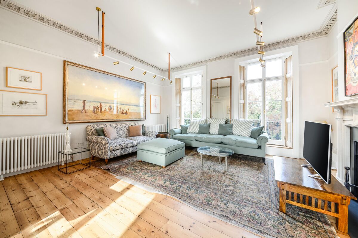 house to rent in Norland Square, London, W11 - nhq012438545 | Knight Frank