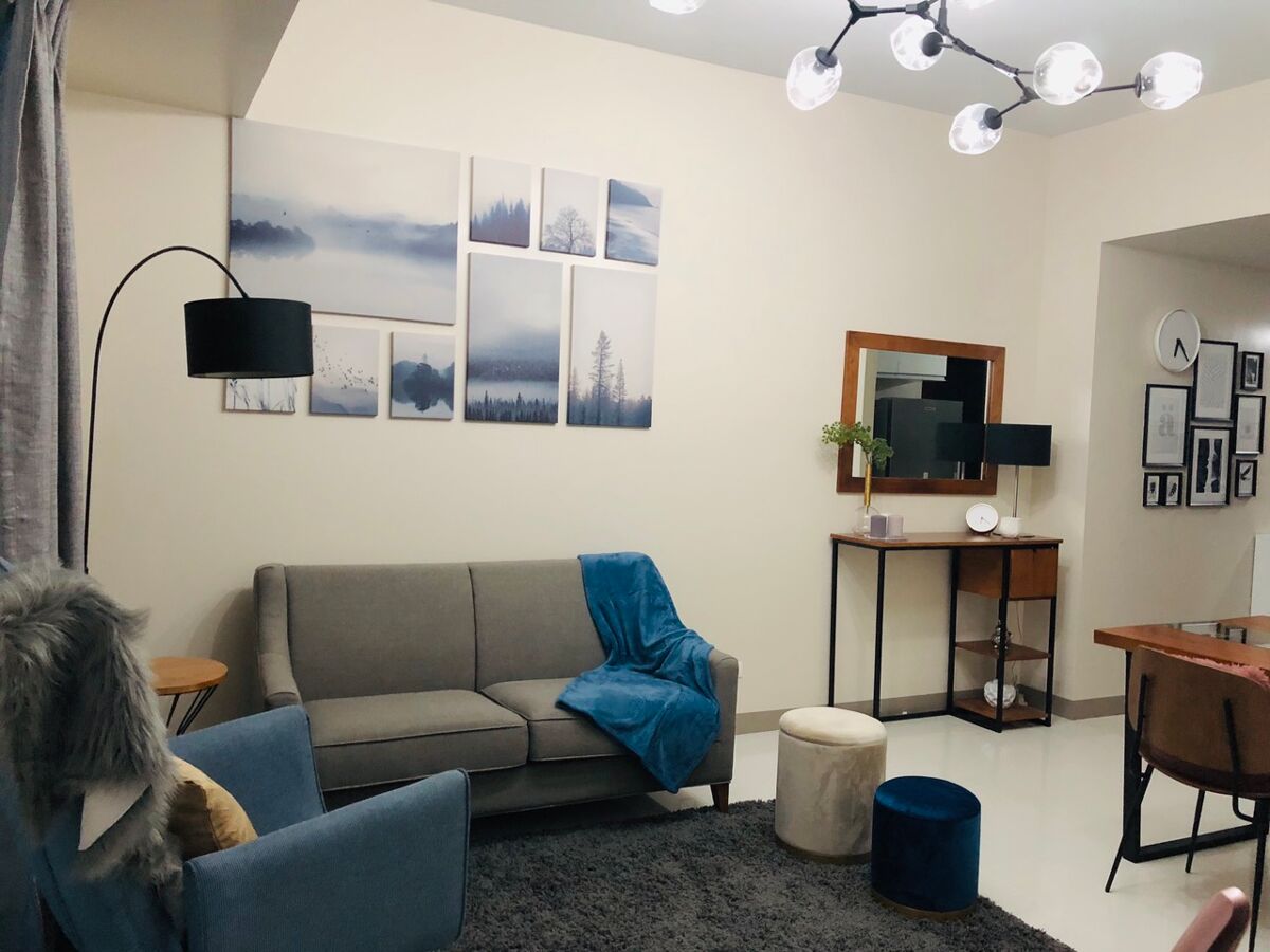 condominium to rent in One Uptown Residence, One Uptown Residences ...