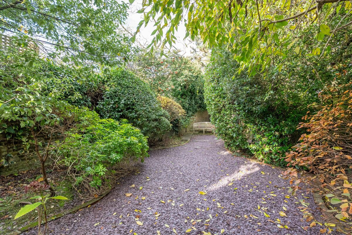 house for sale in Vineyard Hill Road, Wimbledon, London, SW19 ...