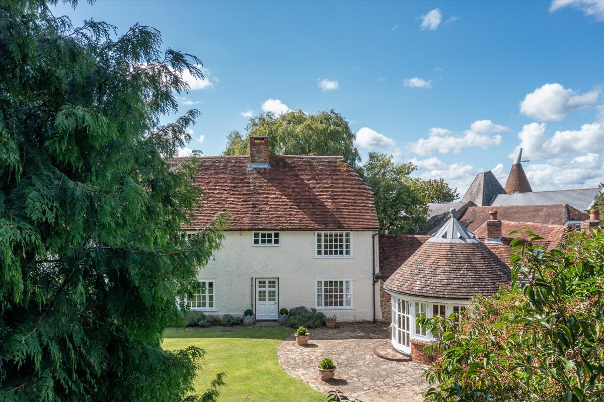 house for sale in Headley Lane, Passfield, Liphook, Hampshire, GU30 ...