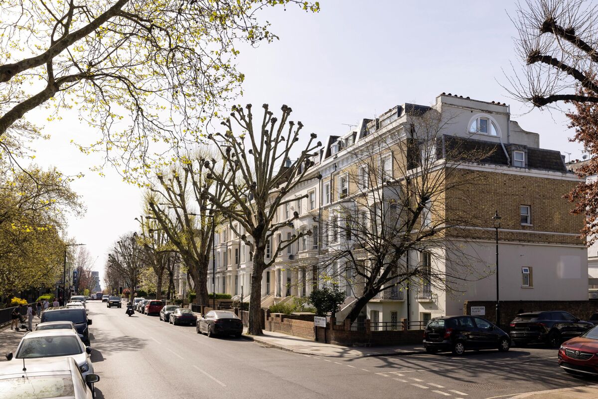 flat for sale in Westbourne Park Road, Notting Hill, W11 - pod012606238 ...