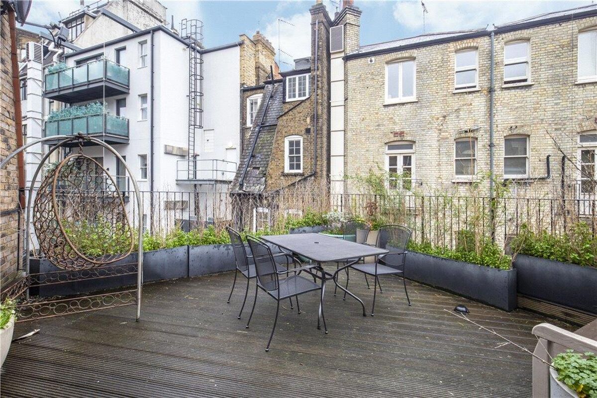 Immobilien zum Kauf - Pollen Street, London, W1S | Knight Frank