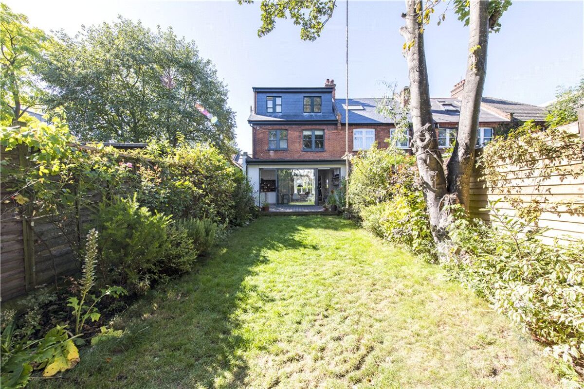 house for sale in Leghorn Road, Kensal Green, London, NW10 - qpk190135 ...