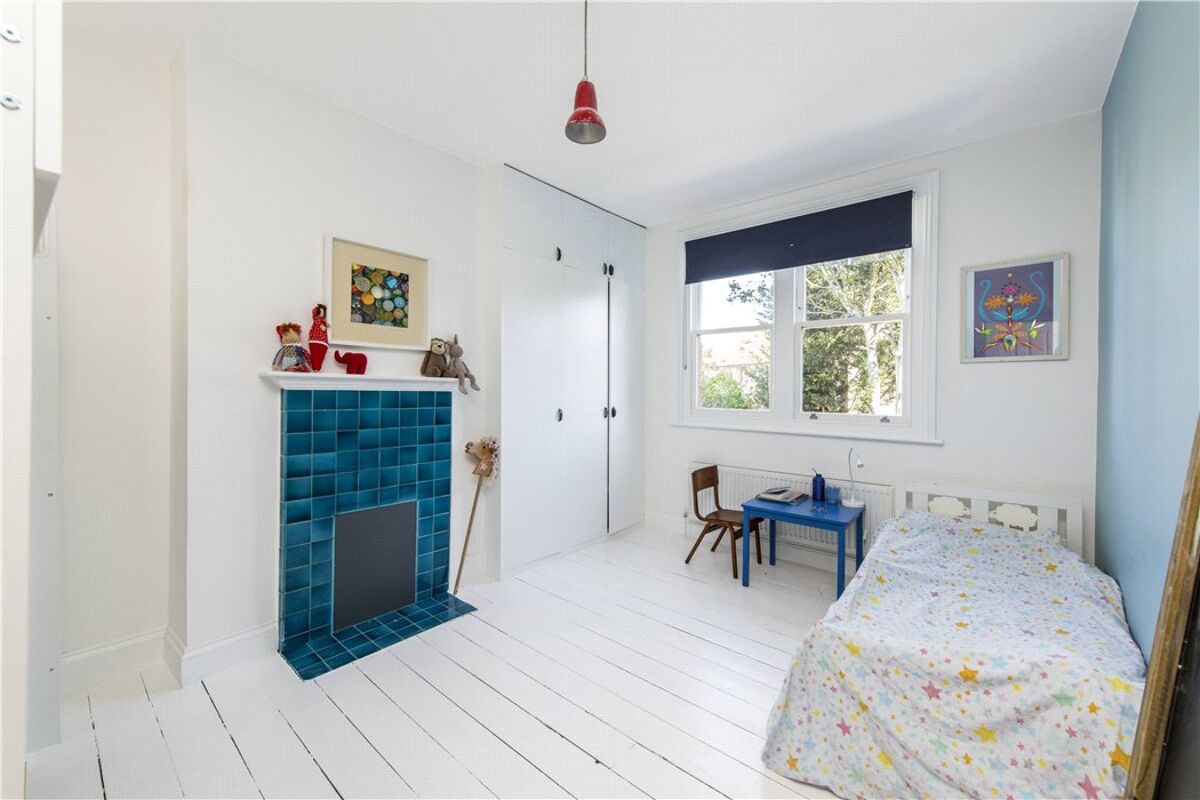 house for sale in Leghorn Road, Kensal Green, London, NW10 - qpk190135 ...