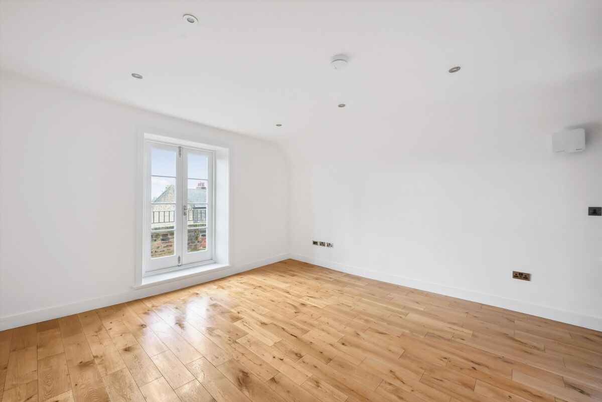 flat to rent in Kilburn Lane, London, W10 - qpq012687672lg | Knight ...