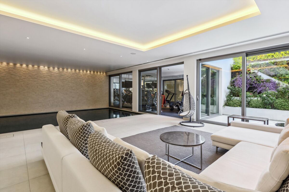 house for sale in Roehampton Gate, Roehampton, London, SW15 ...