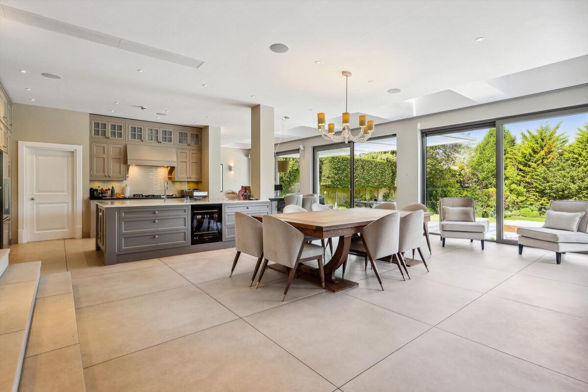 house for sale in Roehampton Gate, Roehampton, London, SW15 ...