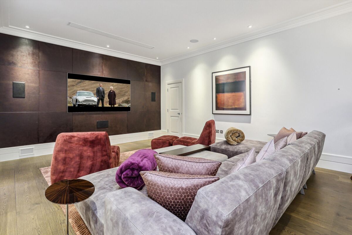 house for sale in Roehampton Gate, Roehampton, London, SW15 ...