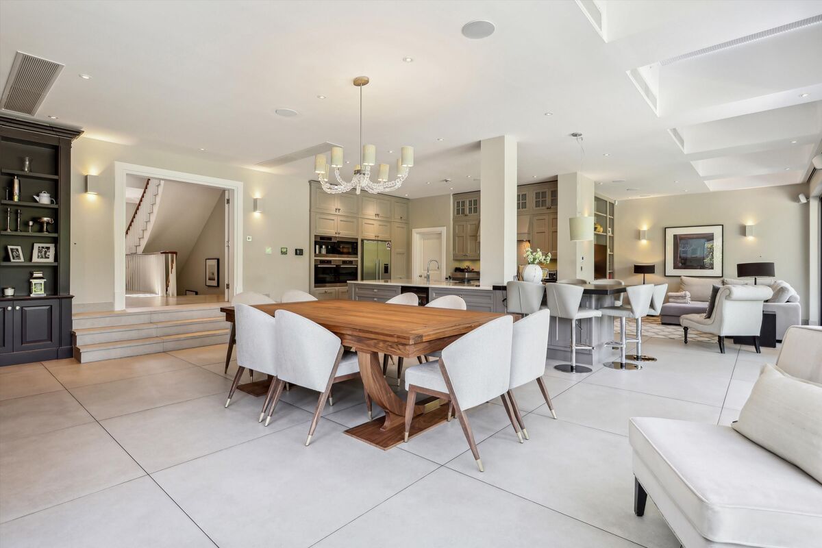 house for sale in Roehampton Gate, Roehampton, London, SW15 ...