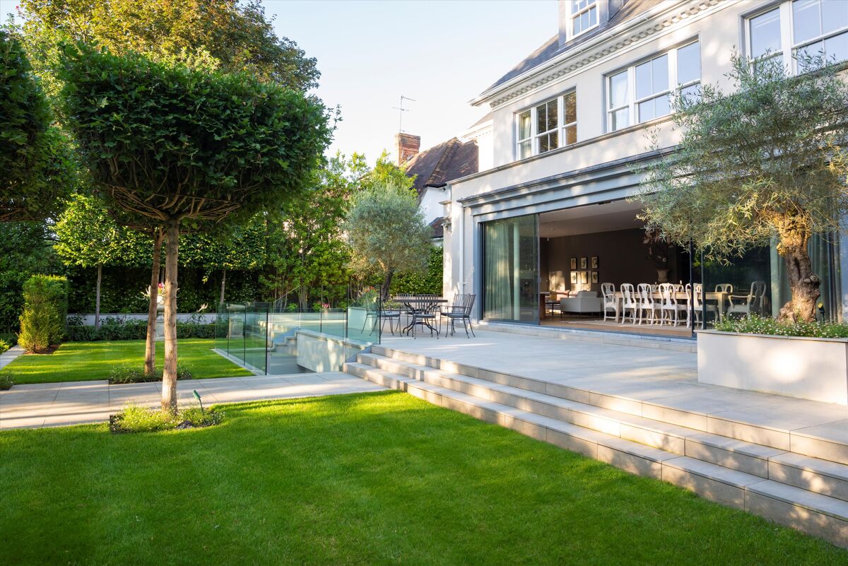 house for sale in Roehampton Gate, Richmond, London, SW15 ...