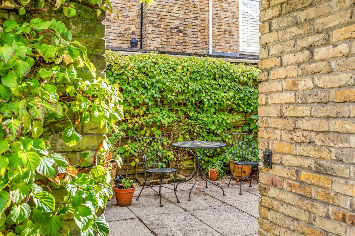 house for sale in The Shires, Church Road, Ham, Richmond, TW10 ...