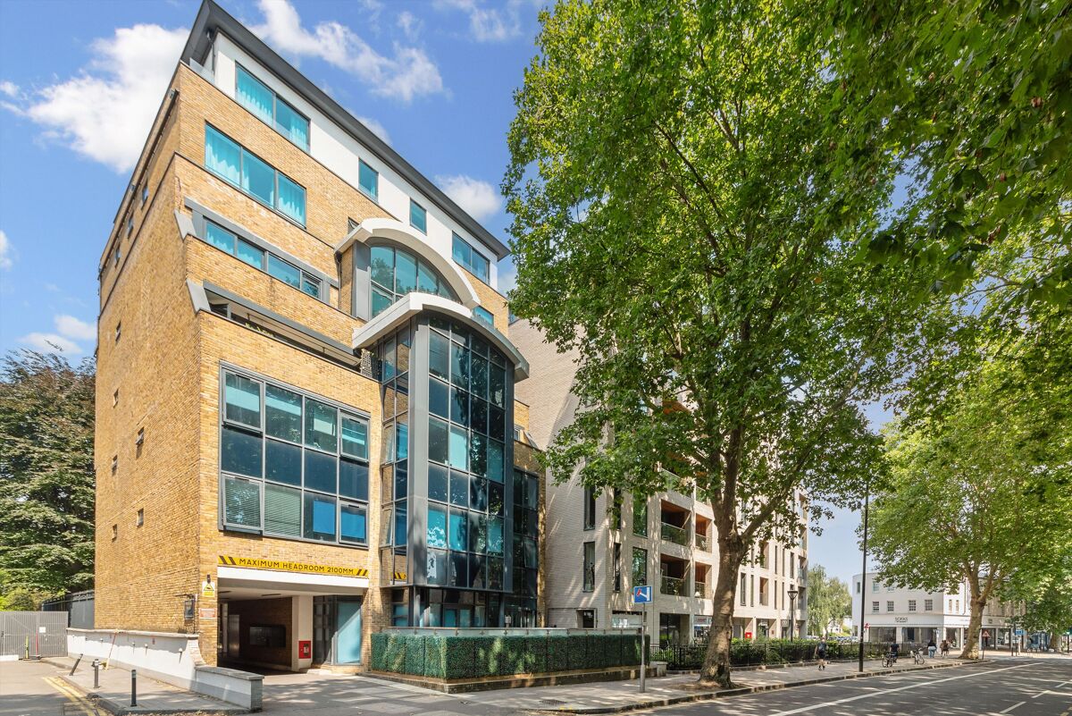 flat to rent in Chiswick High Road, London, W4 - RMQ012498417 | Knight ...