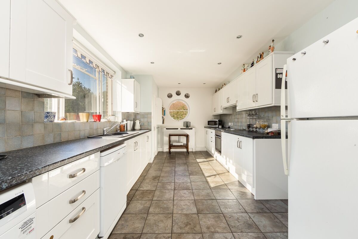 flat to rent in Fairacres, Roehampton Lane, Barnes, London, SW15 ...