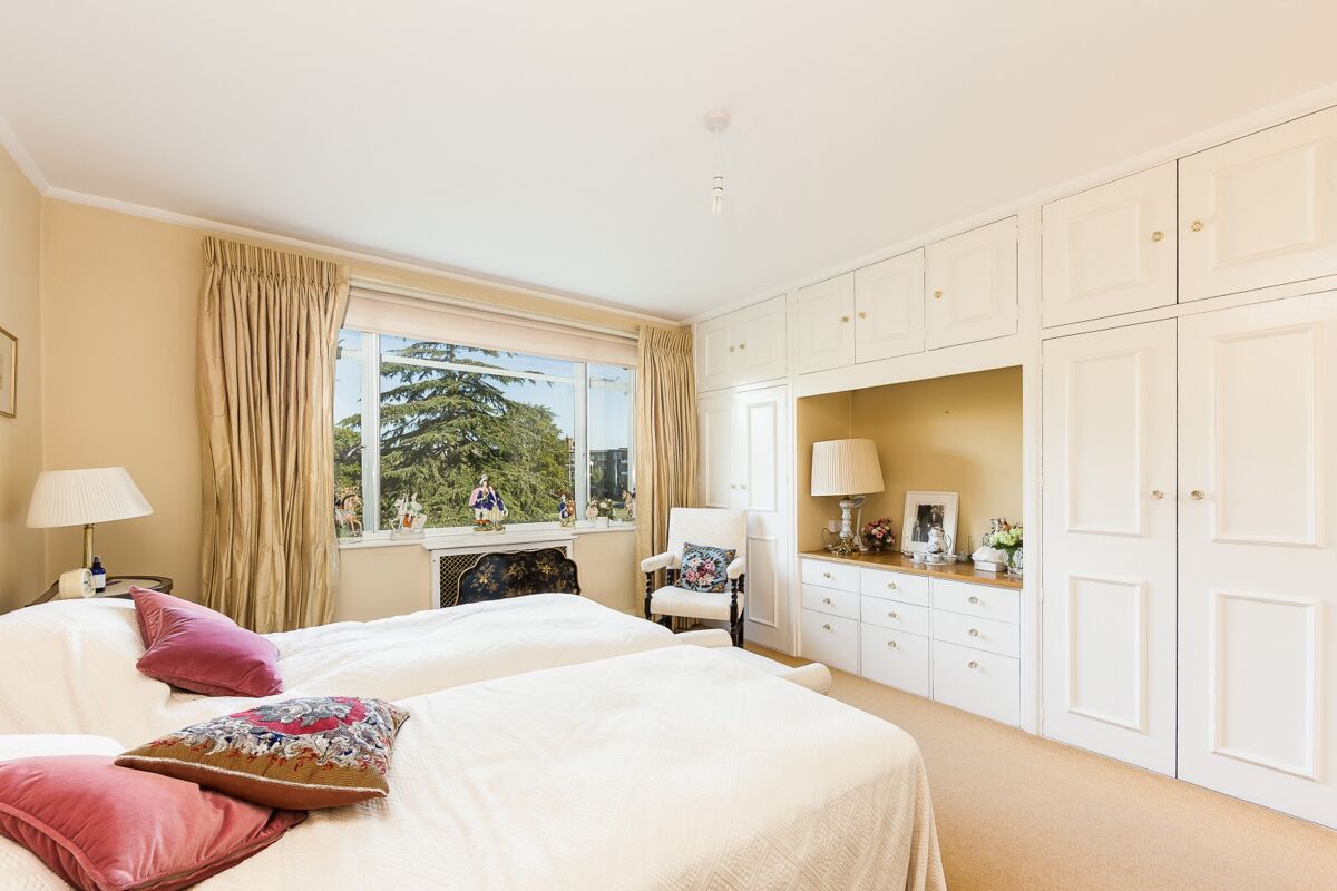 flat to rent in Fairacres, Roehampton Lane, Barnes, London, SW15 ...